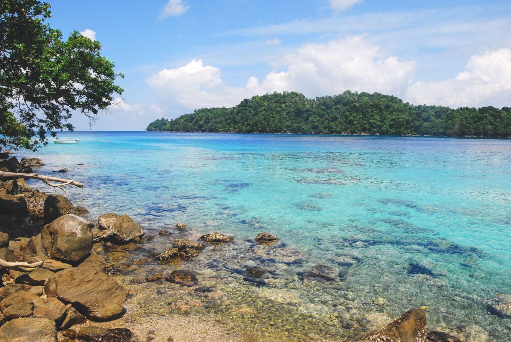 Pulau Weh Menawan Rekomendasi Wisata Sabang Terbaru! - MerahMaron